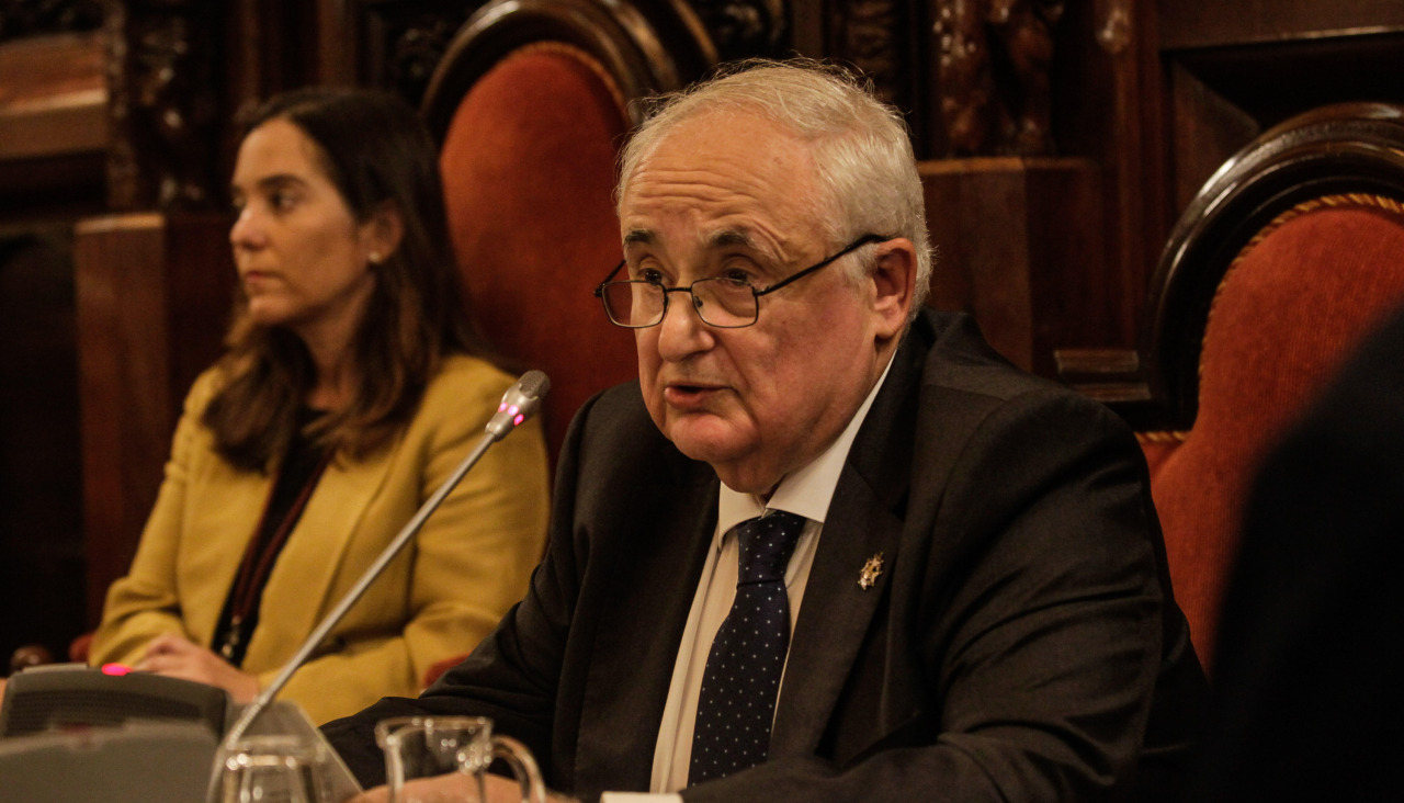El magistrado del Supremo Seoane Spiegelberg ingresa en el Instituto ...