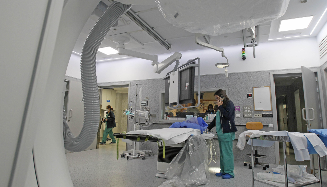 Salpicón de centollo y rape y entrecot en salsa de tetilla para los ...