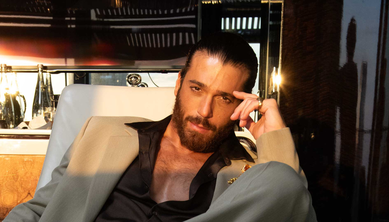 El actor Can Yaman, detenido unas horas en Estambul, niega posesión de ...