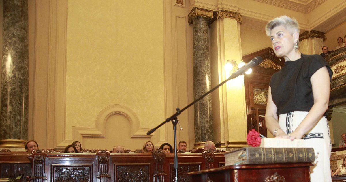 El BNG denuncia que la adjudicataria vulnera los derechos del personal ...