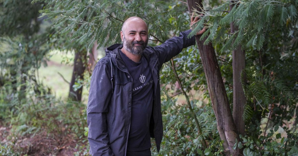 Gueorgui Oganesian, el músico armenio que encontró en Abegondo un ...